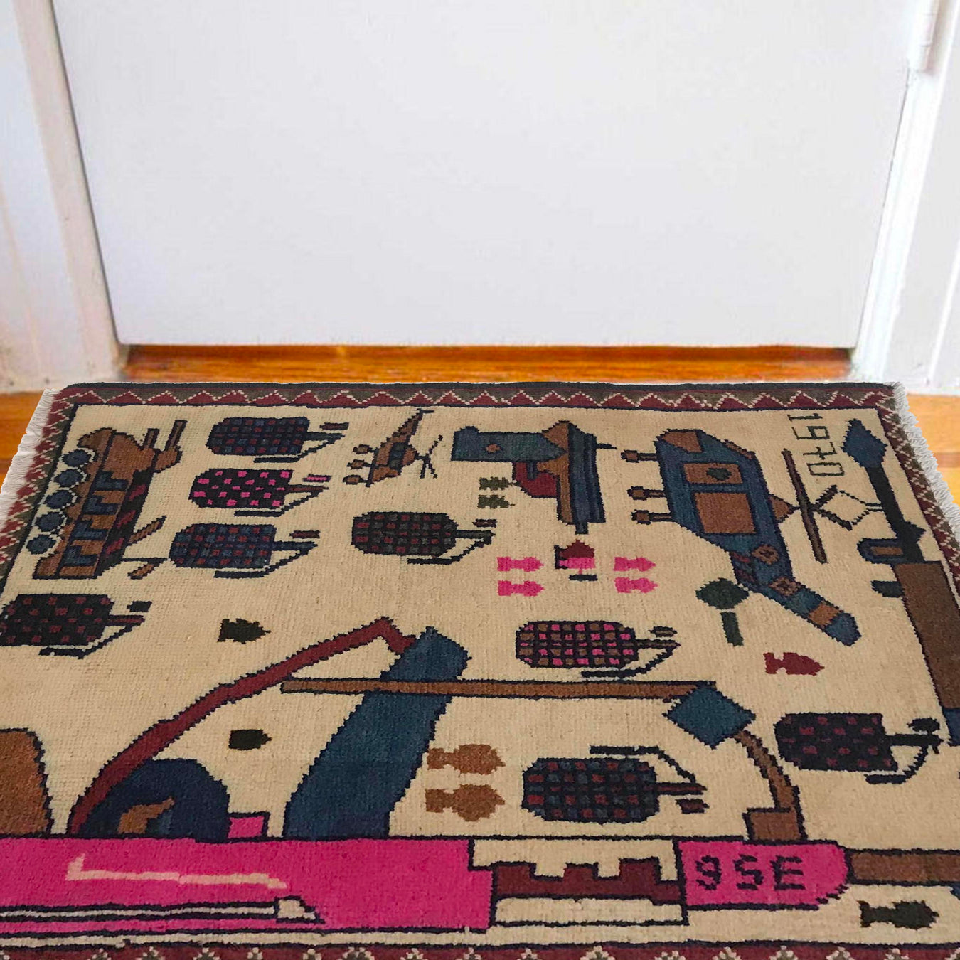 Shop Handmade Carpets, Rugs and Qaleen | ALLRUGO.PK